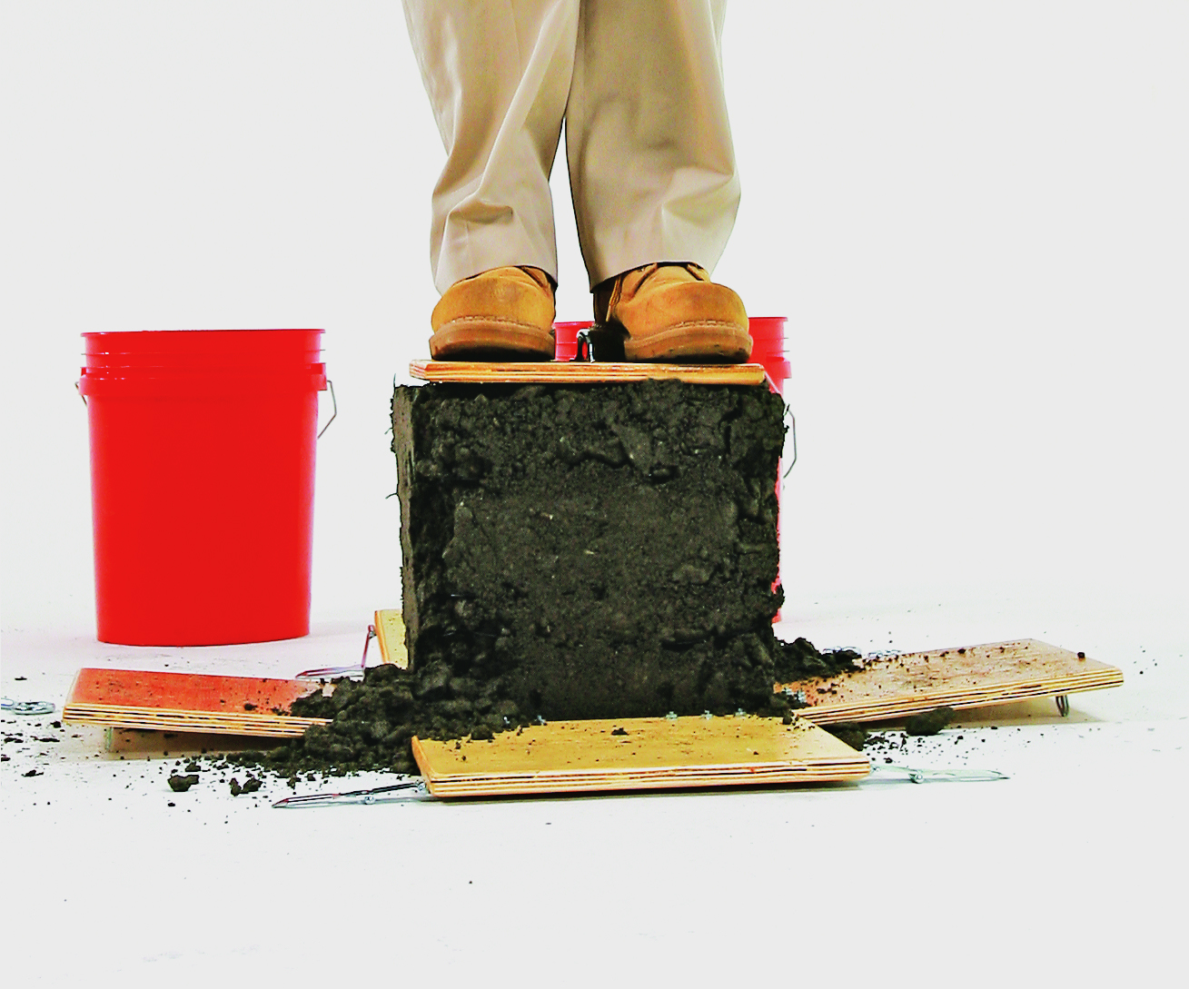 Geogrid Mechanisms: Lateral Restraint & Bearing Capacity